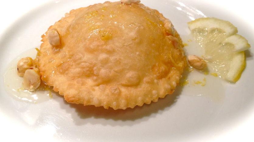 Seadas, roasted pig and culurgiones among the typical recipes of ...